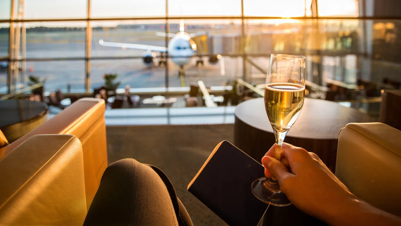 Best Travel Perks Credit Cards For Airport Lounges And More